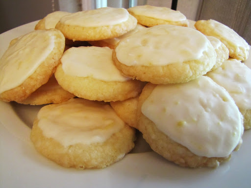 High Tea Lemon Cookies – Rumbly in my Tumbly