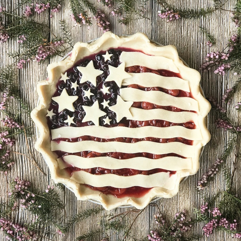Patriotic (Flag) Pie – Rumbly in my Tumbly