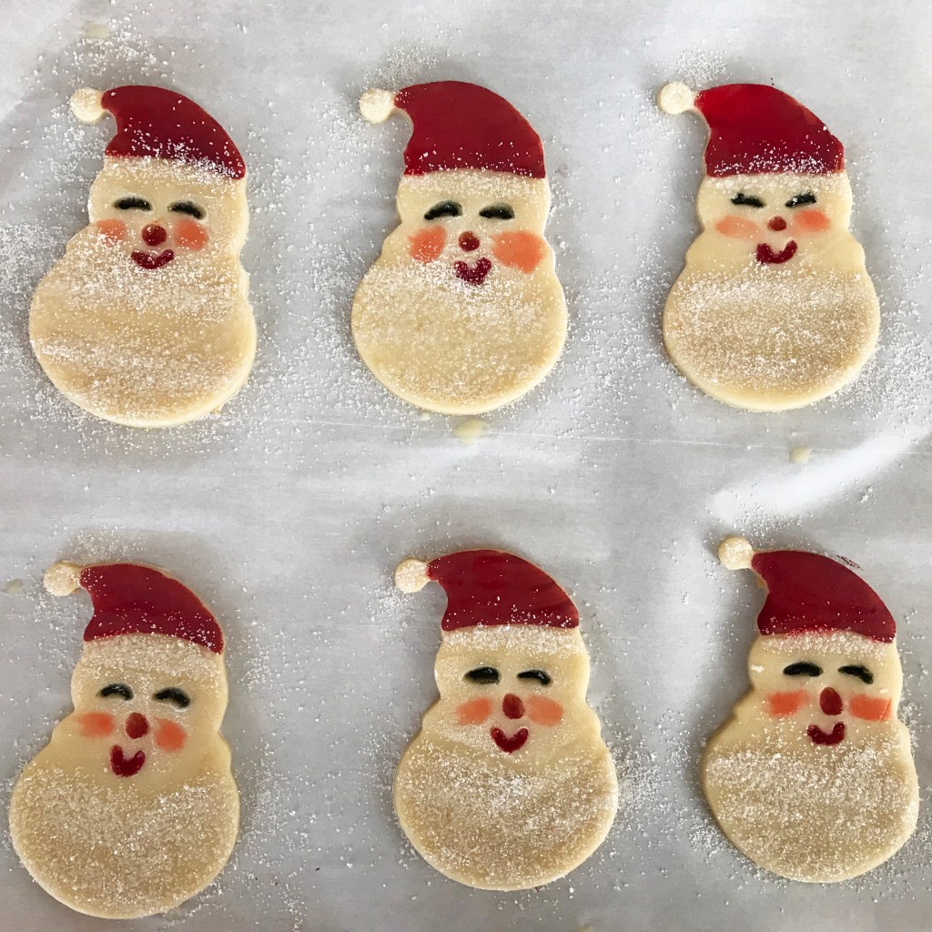 Santa Sugar Cookies – Rumbly in my Tumbly